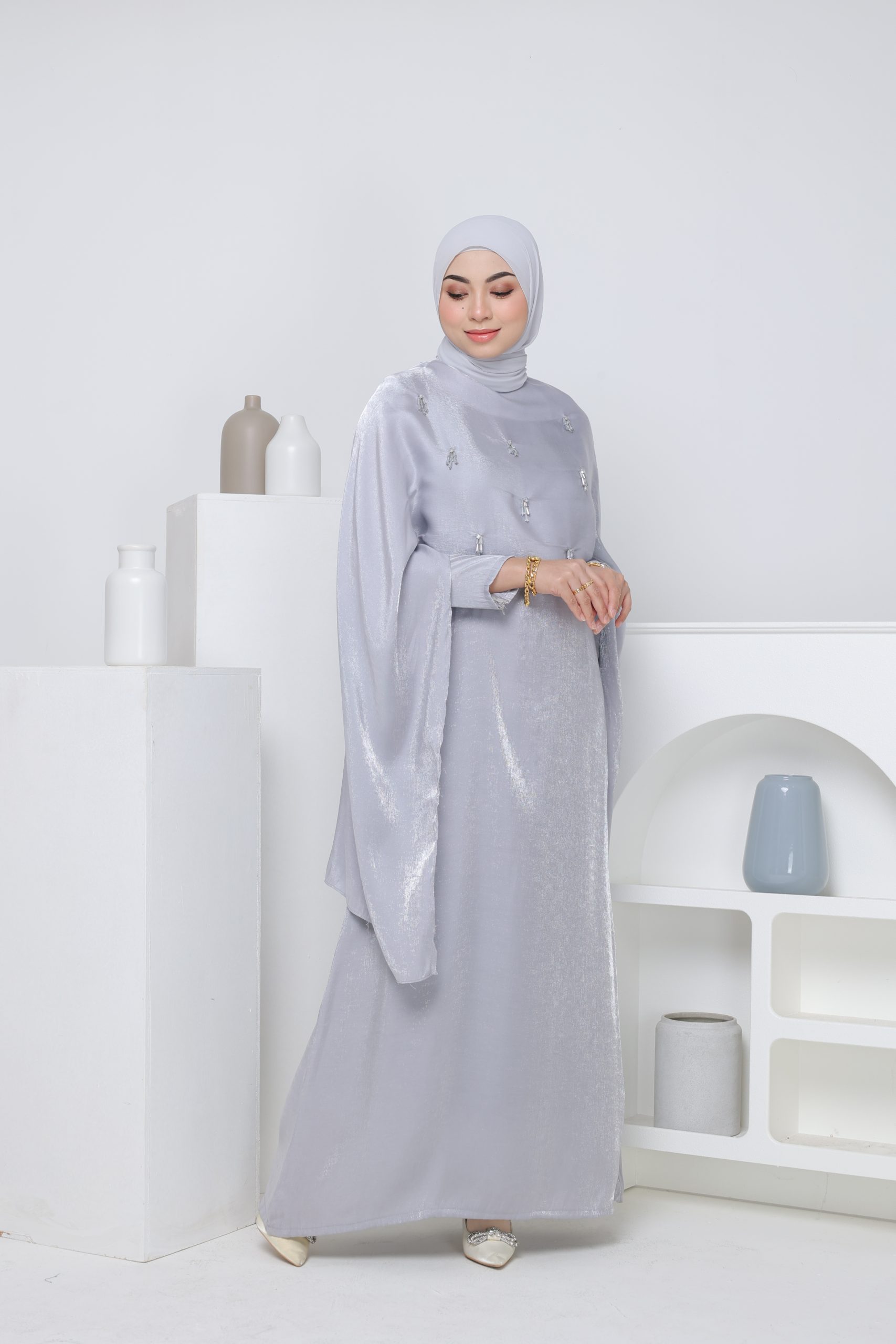 LENARA in Silver – DQalbu